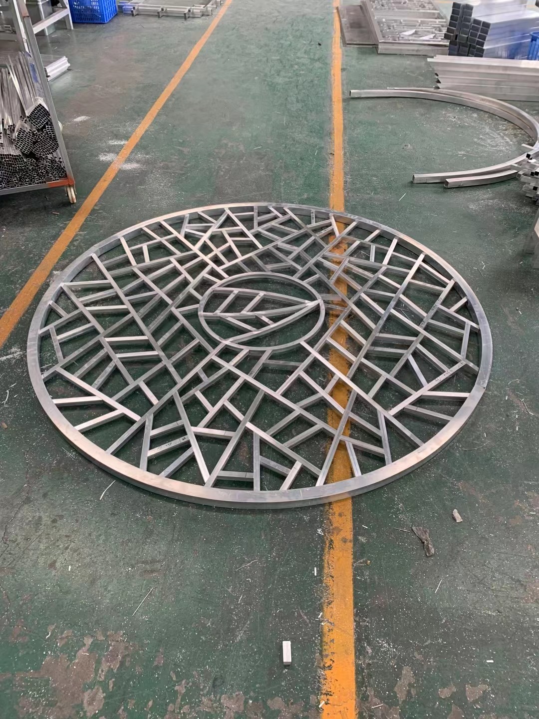 3 MM Ketebalan Logam Panel Plafon Arsitektur Kait Dekoratif Pada Plafon ...