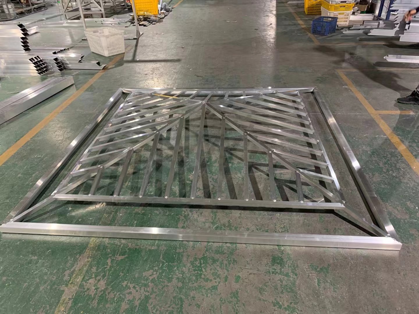 3 MM Ketebalan Logam Panel Plafon Arsitektur Kait Dekoratif Pada Plafon ...