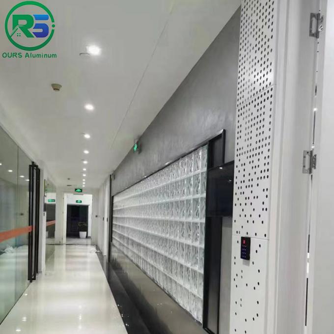 Panel Dinding Aluminium PVDF PPG Berlubang Eksterior Untuk Bangunan 1800 * 6000mm